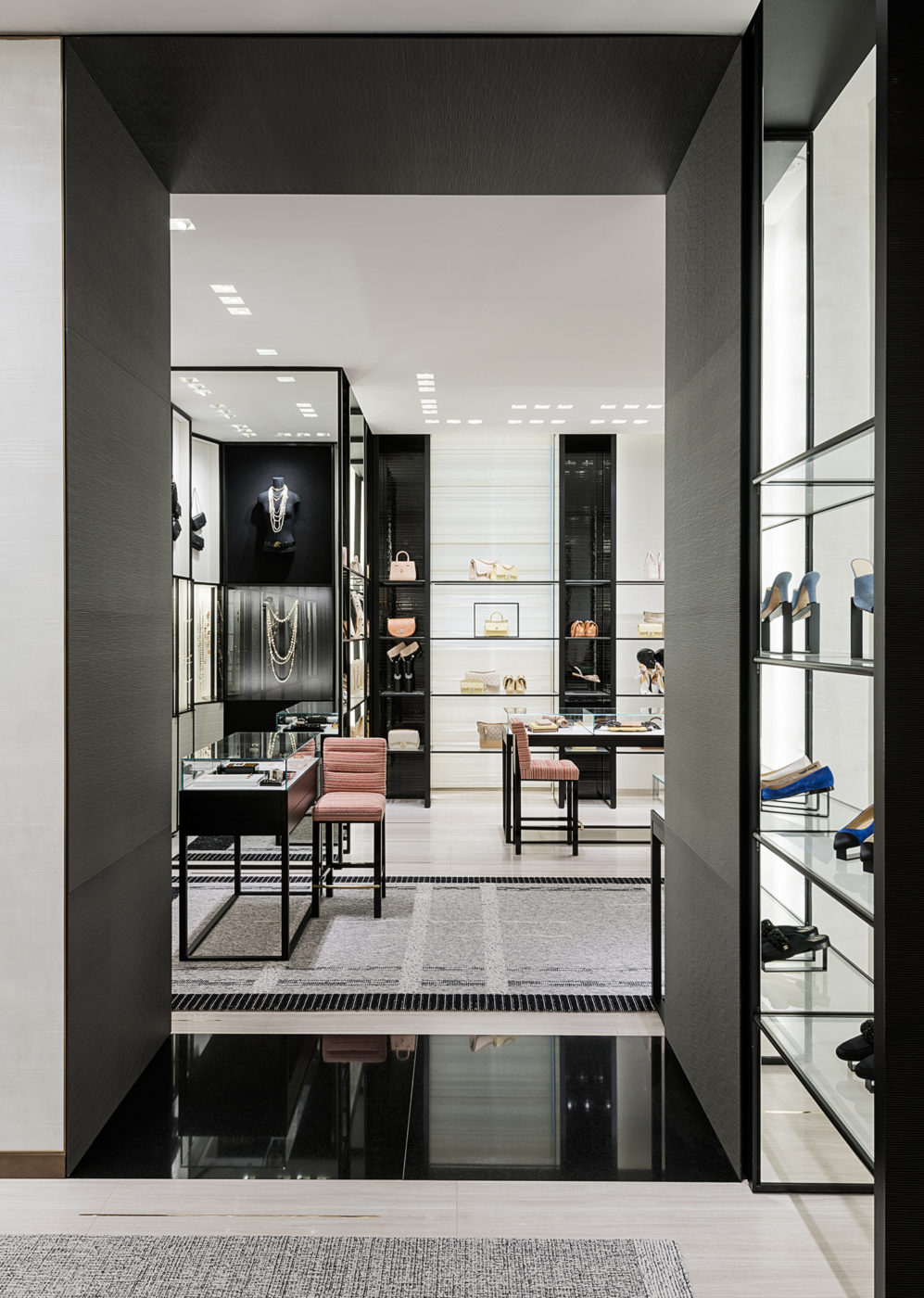 Chanel Flagship Store in Toronto | LES FAÇONS