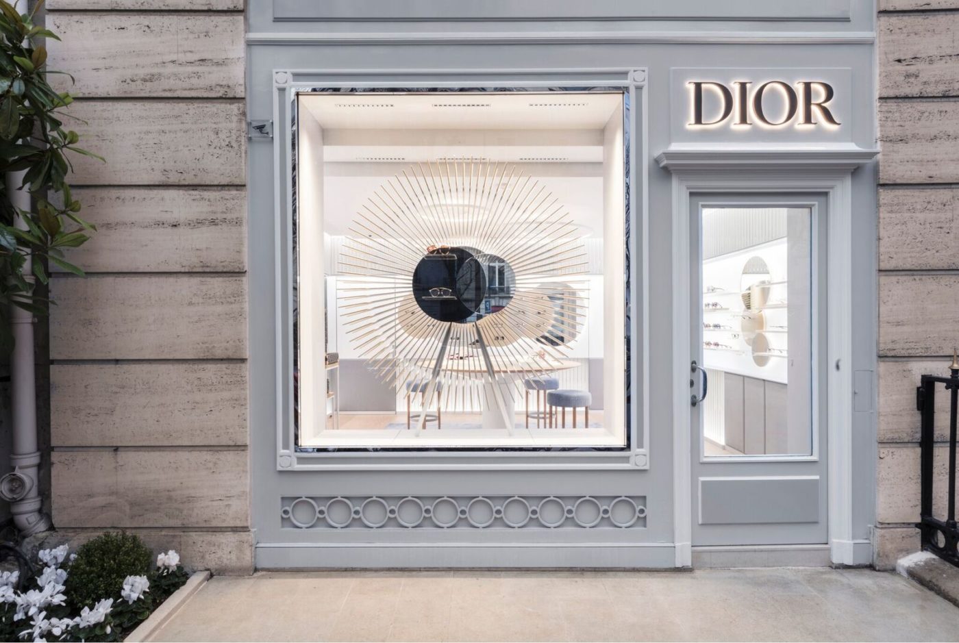Christian Dior First Eyewear Boutique in Paris | LES FAÇONS