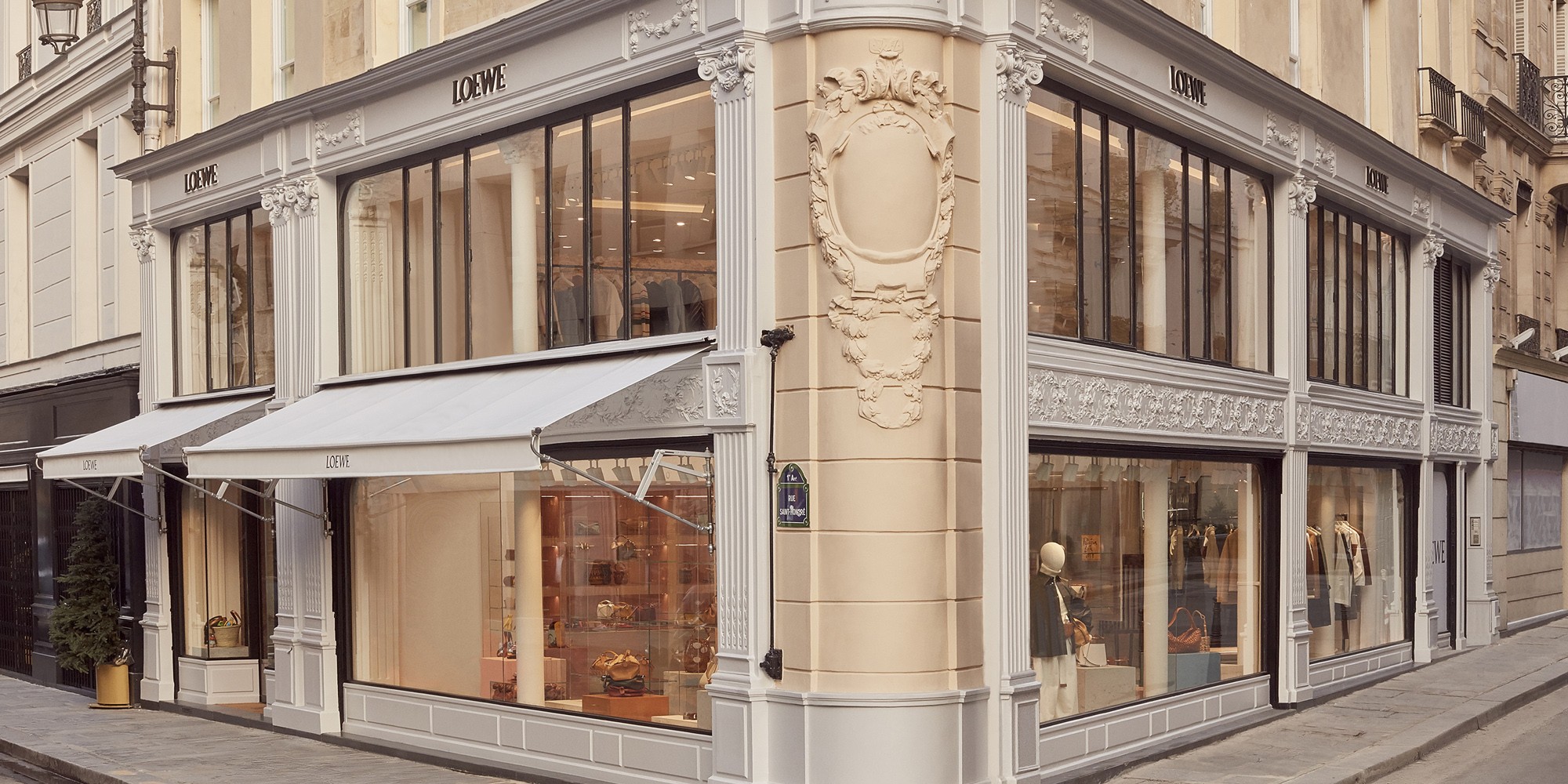Loewe New Boutique in Paris | LES FAÇONS