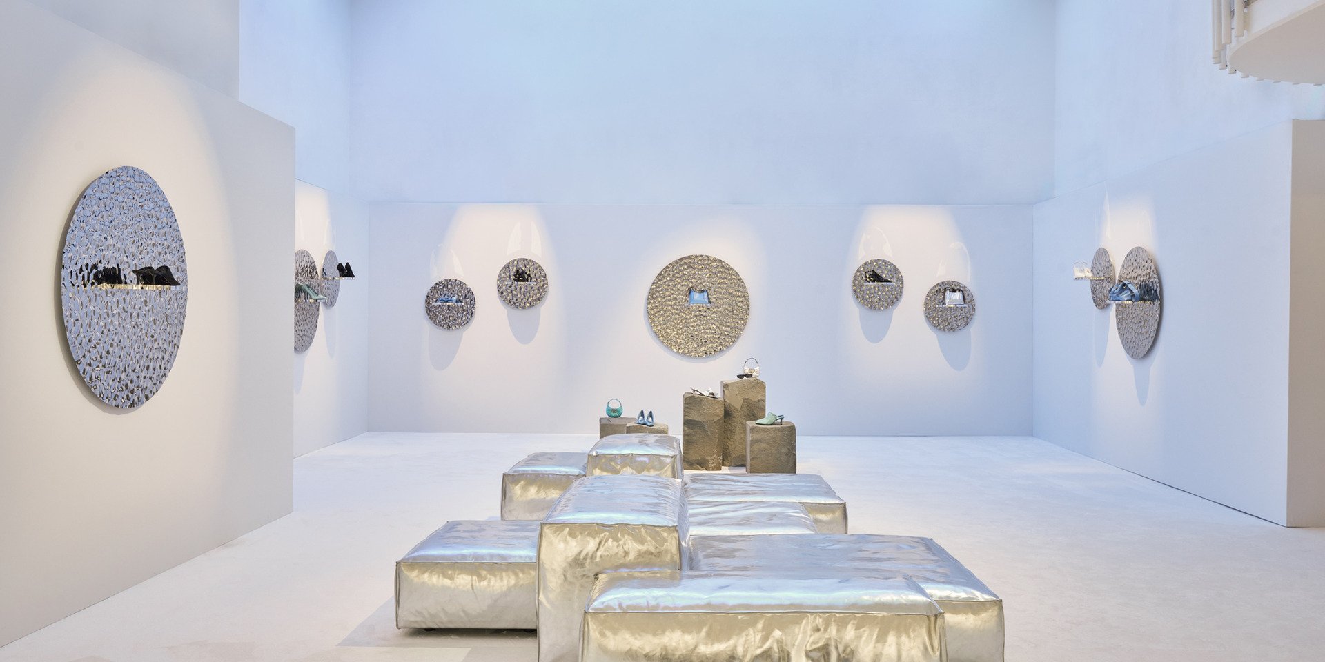 Jimmy Choo Spring 2025 Collection | LES FAÇONS