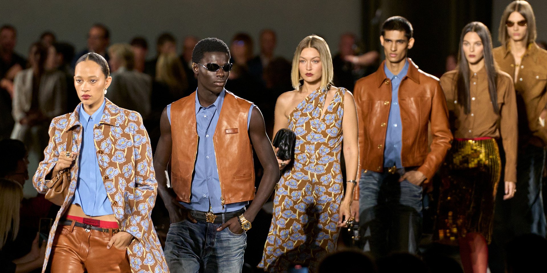 Versace Spring 2025 RTW Collection | LES FAÇONS