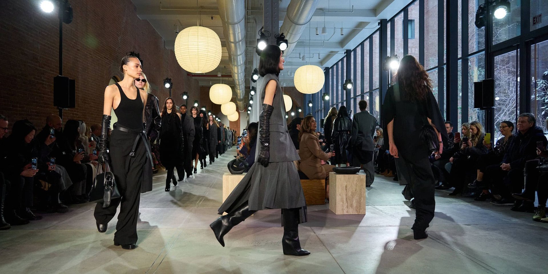 Michael Kors Fall 2025 RTW Collection | LES FAÇONS