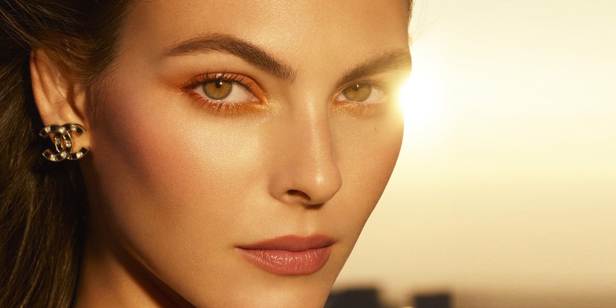 Chanel Les Beiges Golden Hour 2025 Makeup Collection | LES FAÇONS