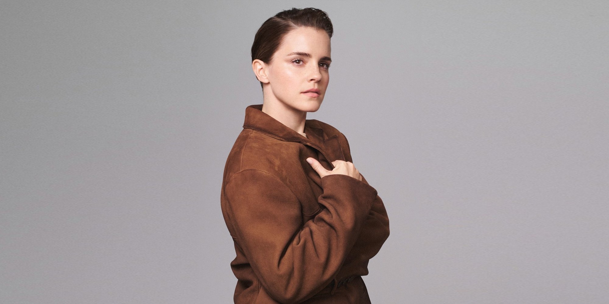 Prada Paradoxe Radical Essence Fragrance Featuring Emma Watson | LES FAÇONS