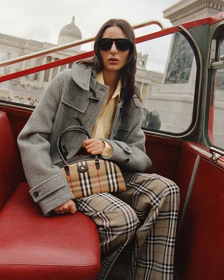 Burberry Back to the City 2025 Ad Campaign | LES FAÇONS