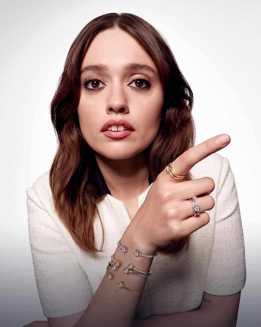 Dinh Van 2025 Ad Campaign Featuring Aimee Lou Wood | LES FAÇONS